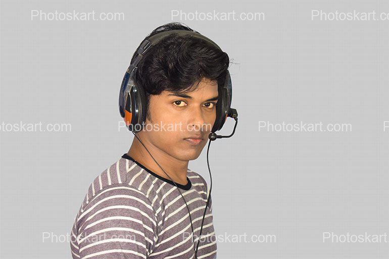 A Young Indian Telecaller Men